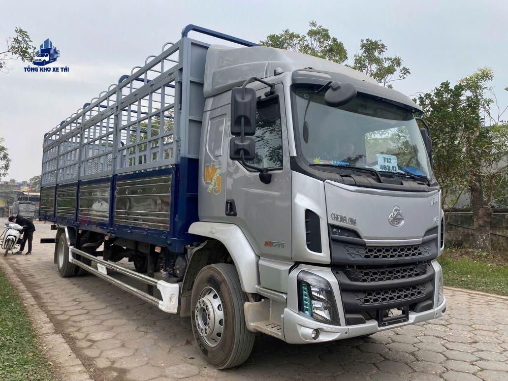 CHENGLONG M3 200HP (4 MÁY) THÙNG BẠT 9.9M TẢI 8.1 TẤN