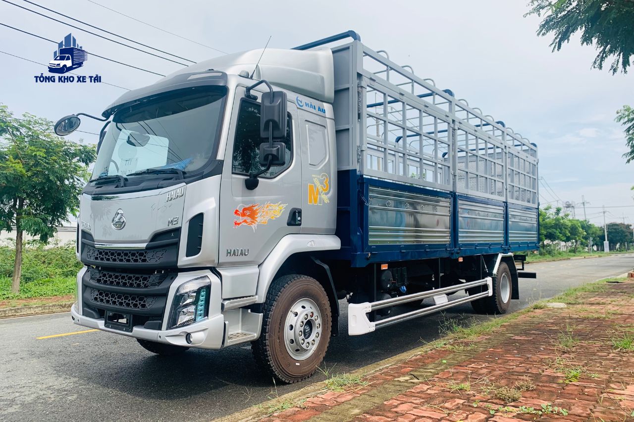 ChengLong M3 200HP (6 Máy) Thùng 8m3 Tải 8.5 Tấn
